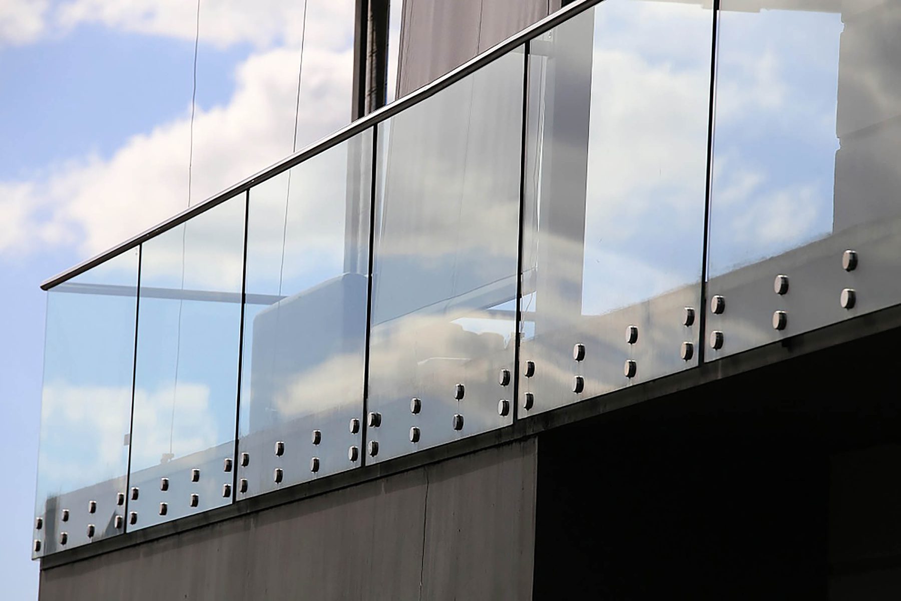 VTough™ for Superior Strength, Safety & Resilience » Viridian Glass