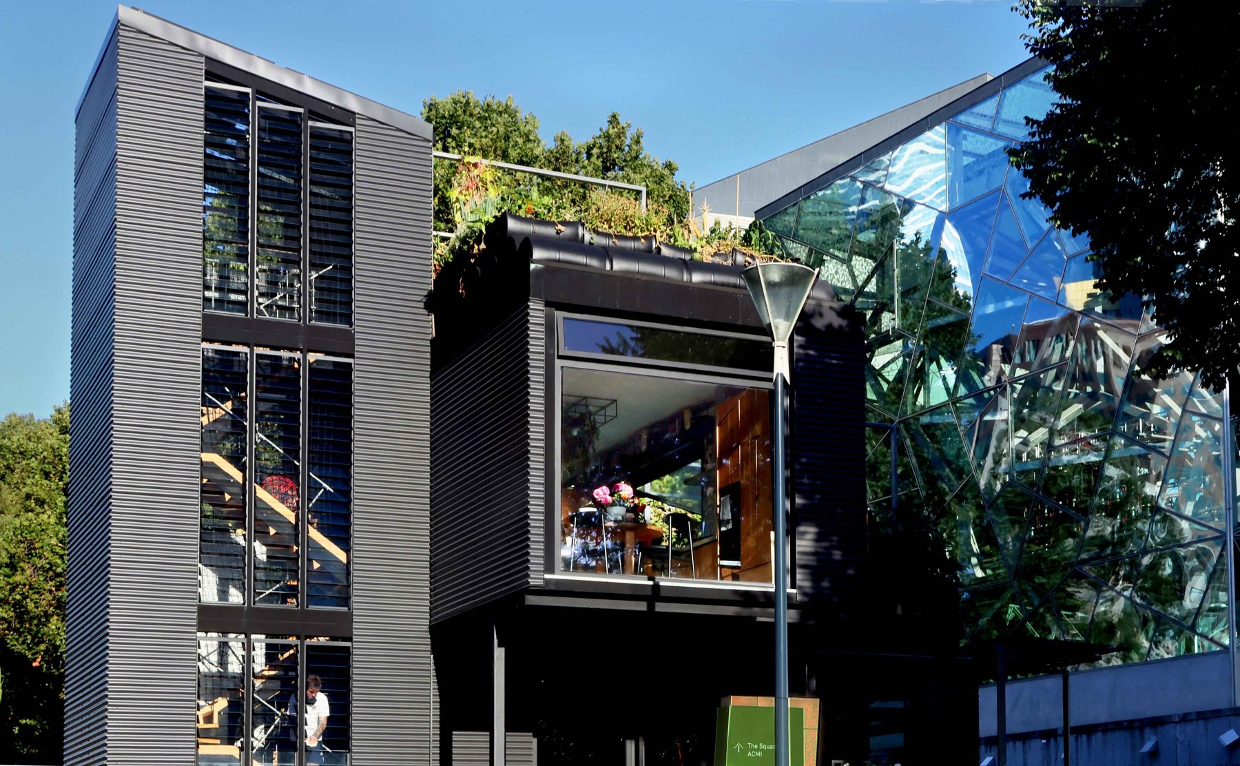 Joost Bakker's Future Food System » Case Studies » Viridian Glass