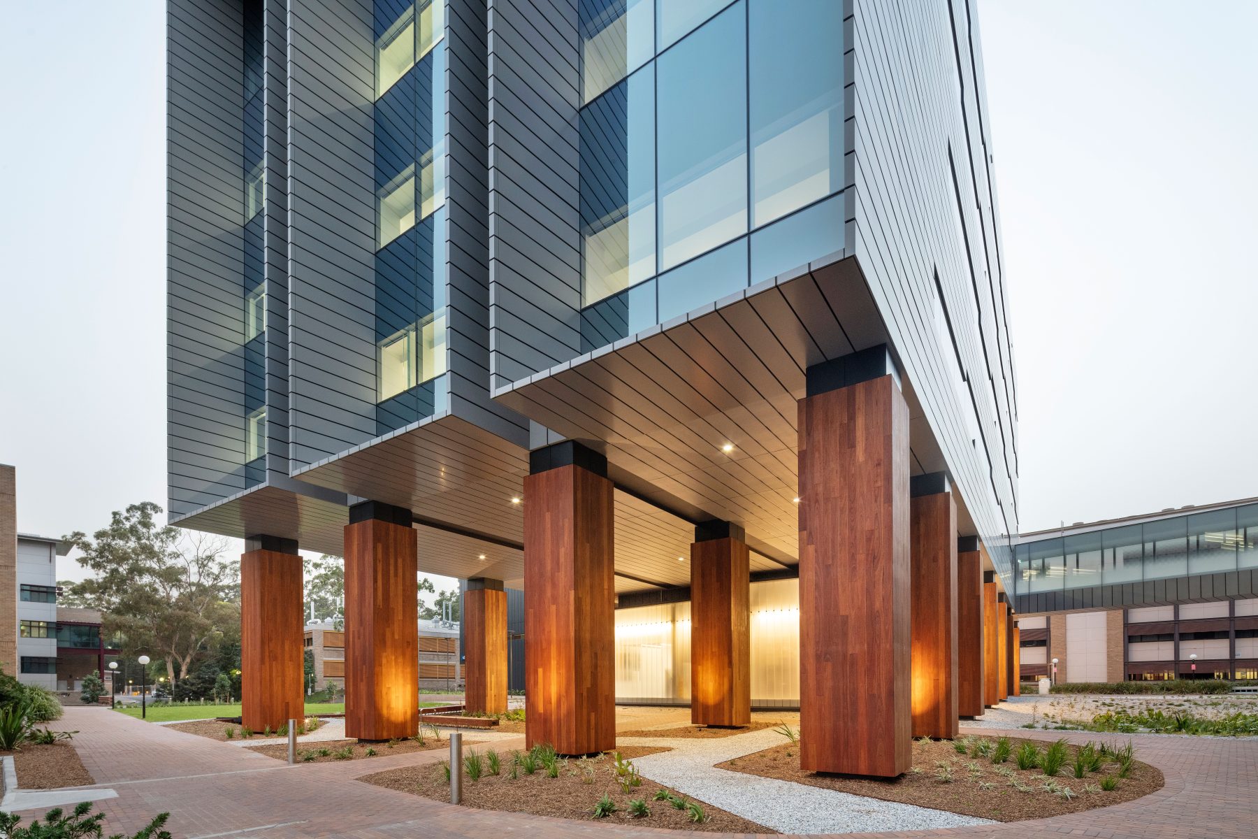 UOW Molecular Horizons Building Pedestrian Bridge » Case Studies ...